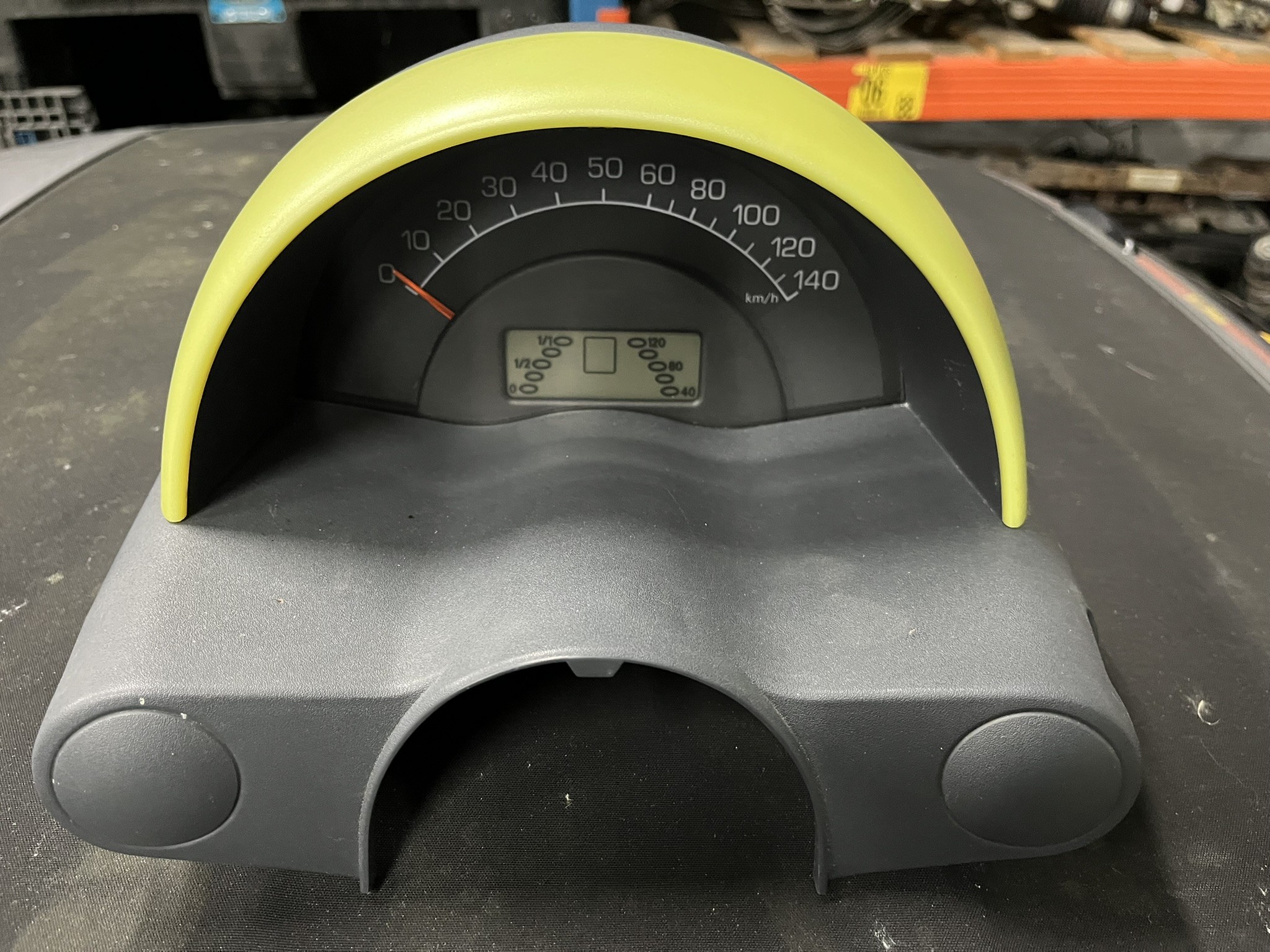 Speedo Smart Fortwo 450 Petrol Yellow Trim ring