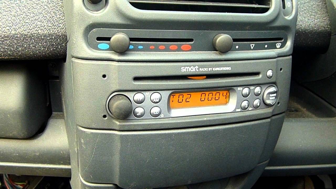 Smart Fortwo Radio Five with CD player