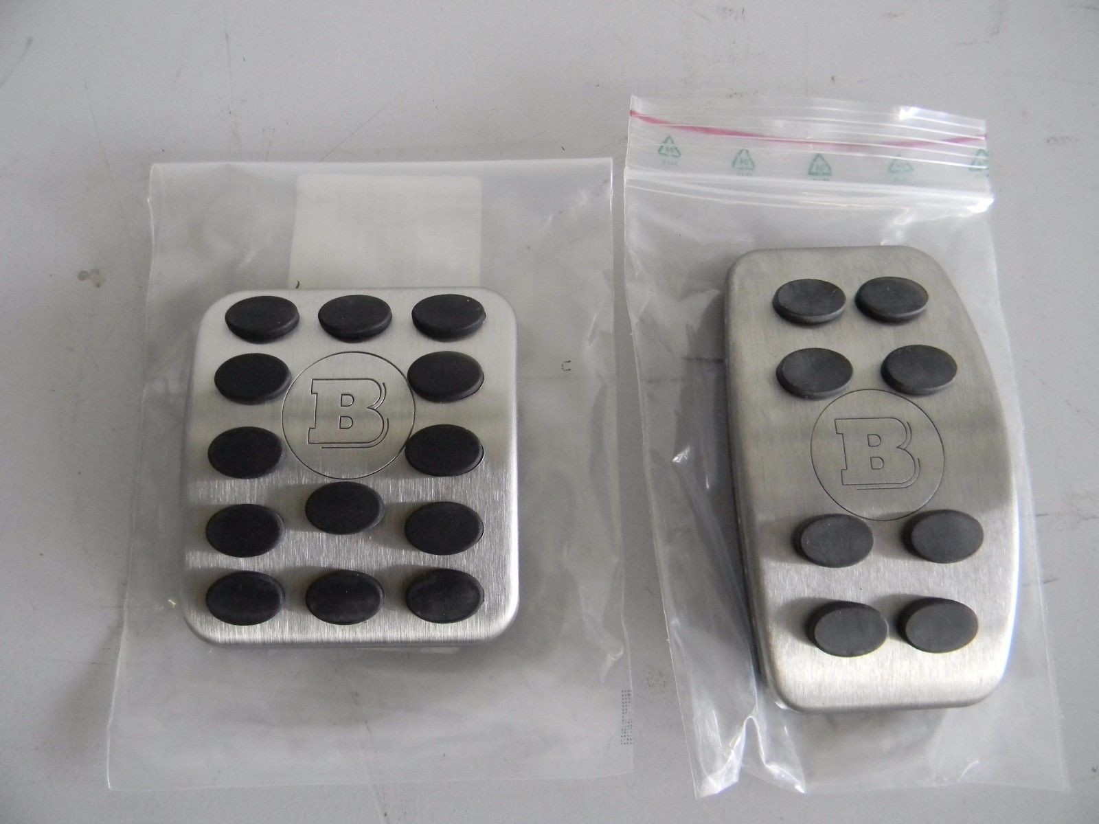 Smart Roadster Brabus 452 pédales sport en aluminium chromé brossé plug ...