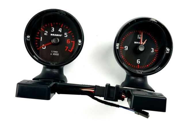 Smart Fortwo 451 dash pods toerenteller en klok in Brabus design