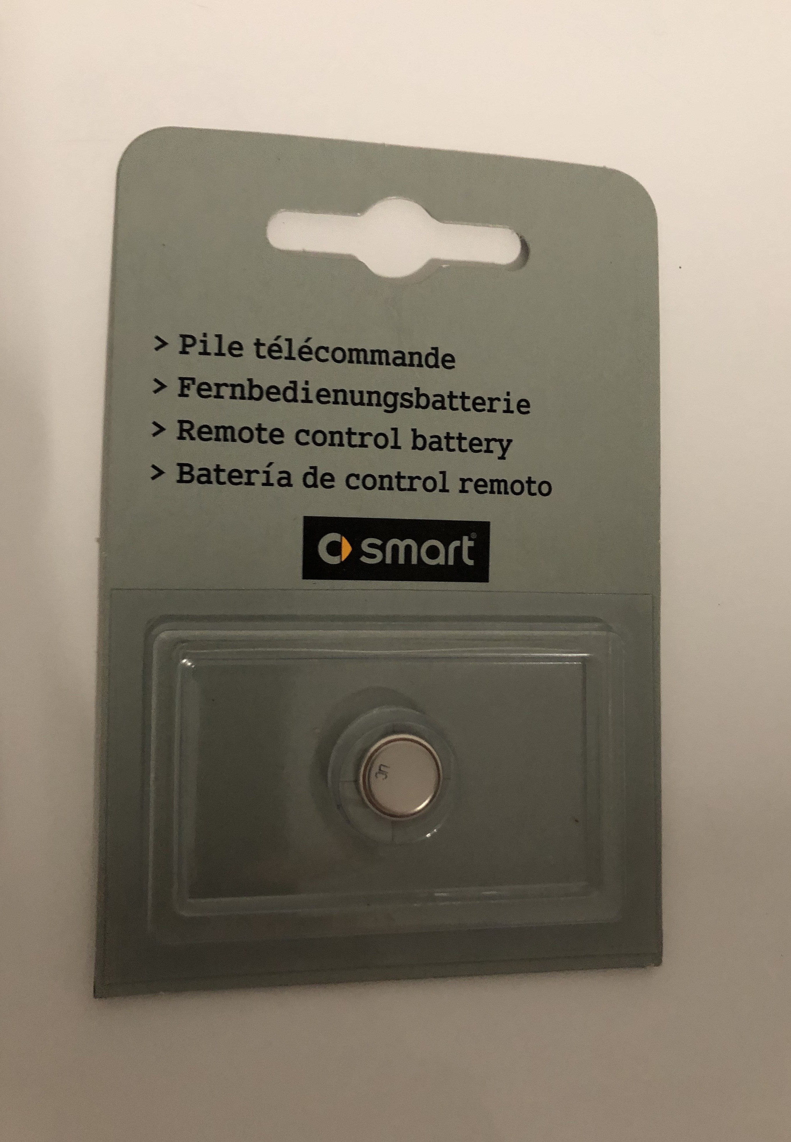 OEM car key fob battery suitable for 3-button transmitter on the 450 ...