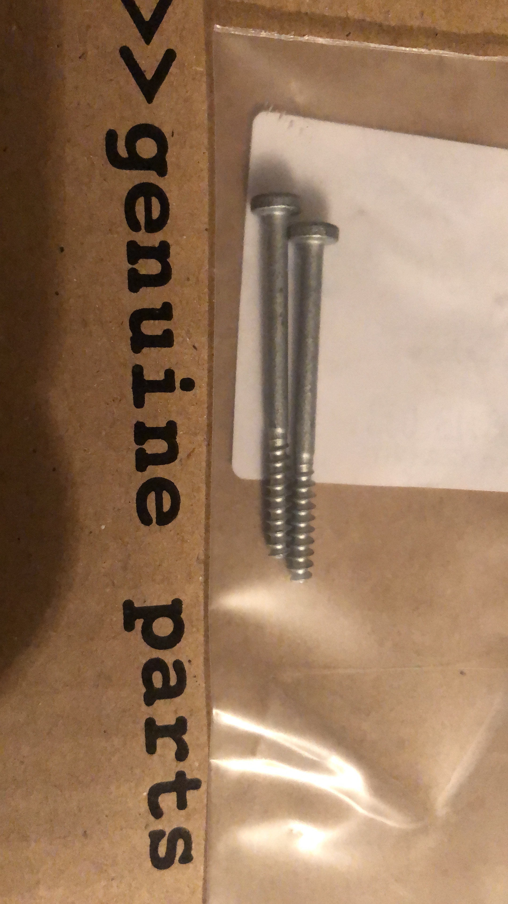 Smart Roadster Brabus 452 front spoiler fixing screws