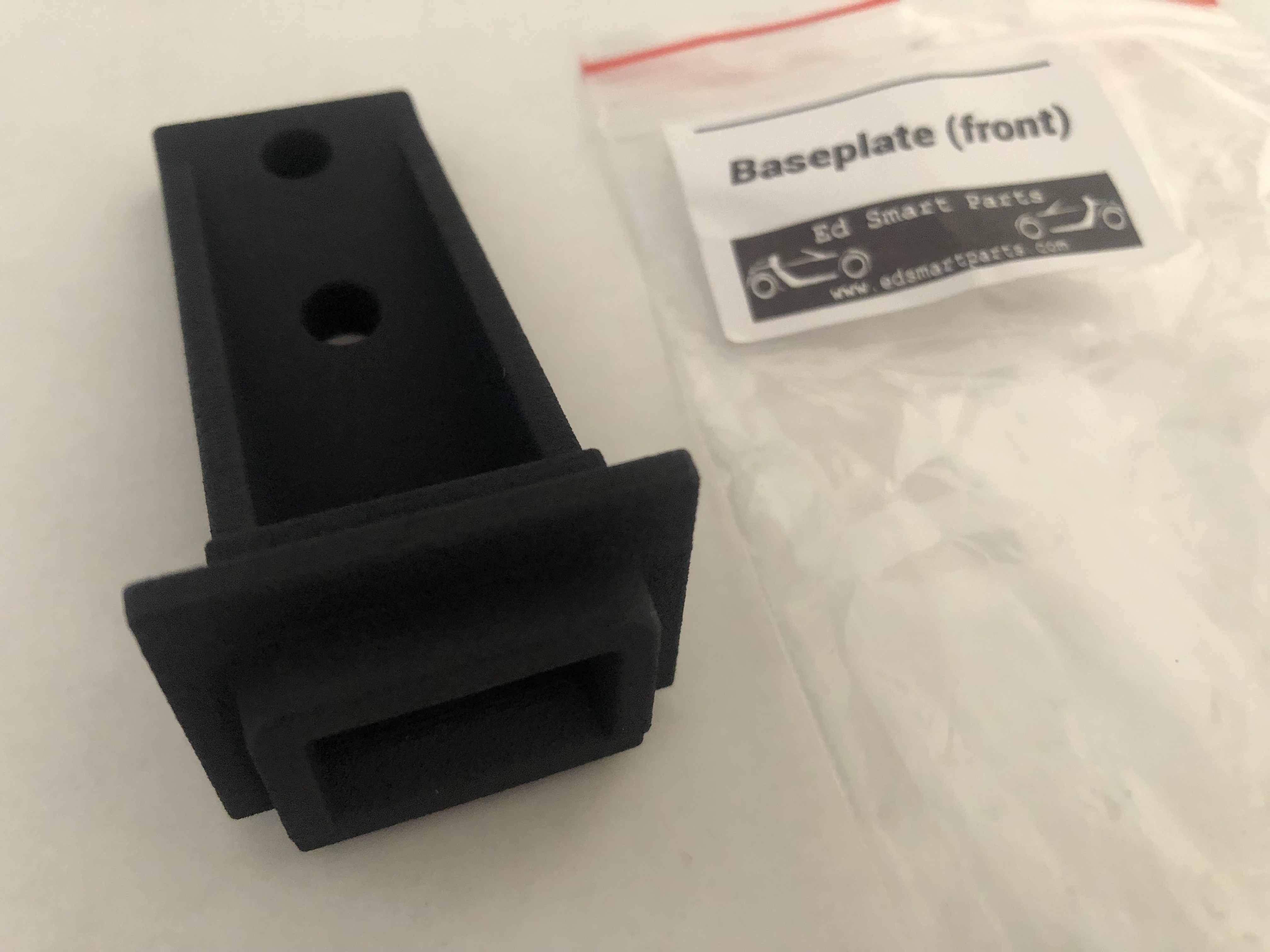 Brandnew Smart Roadster Hardtop Baseplate Front